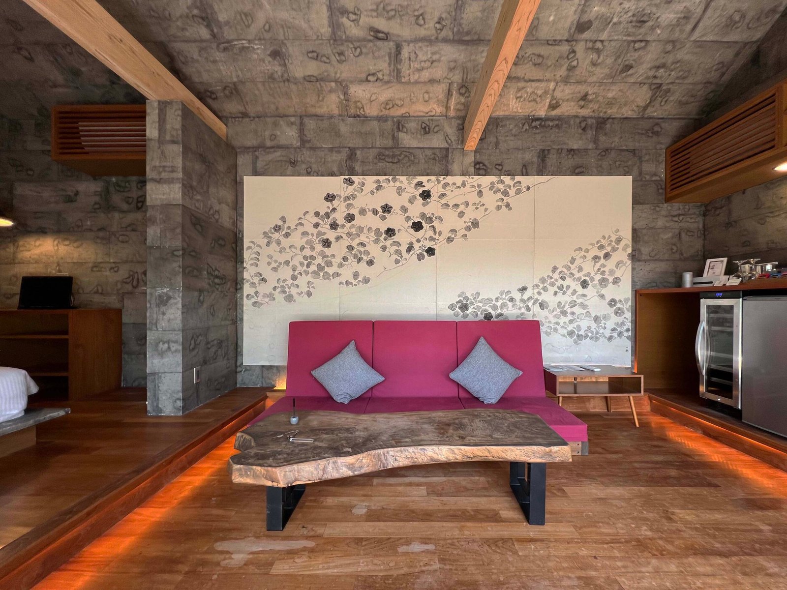 오키나와 북부 감성숙소추천 가와세미노스 KAWASEMINOSU MUKAKA VILLA